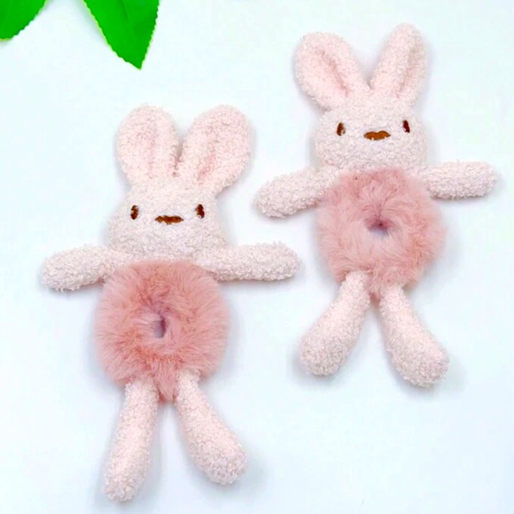 Urban Outfitters | Accessories | Sale Set Bunny Rabbit Scrunchie Hair ...